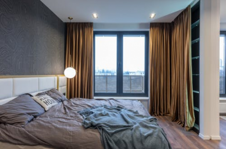 30 Apartment Essentials for Guys - Studio Apartment Ideas